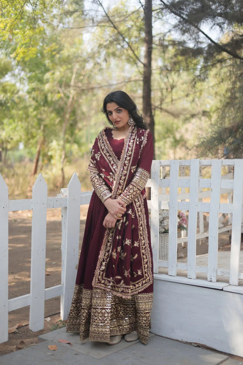 RADIANT DARK MAROON SUIT SET – The store of Bufani